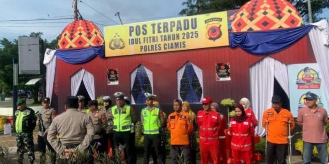 Kesiapan Personel Ops Ketupat Lodaya 2025, Apel Pagi Digelar Pos Terpadu Alun Alun Ciamis ...